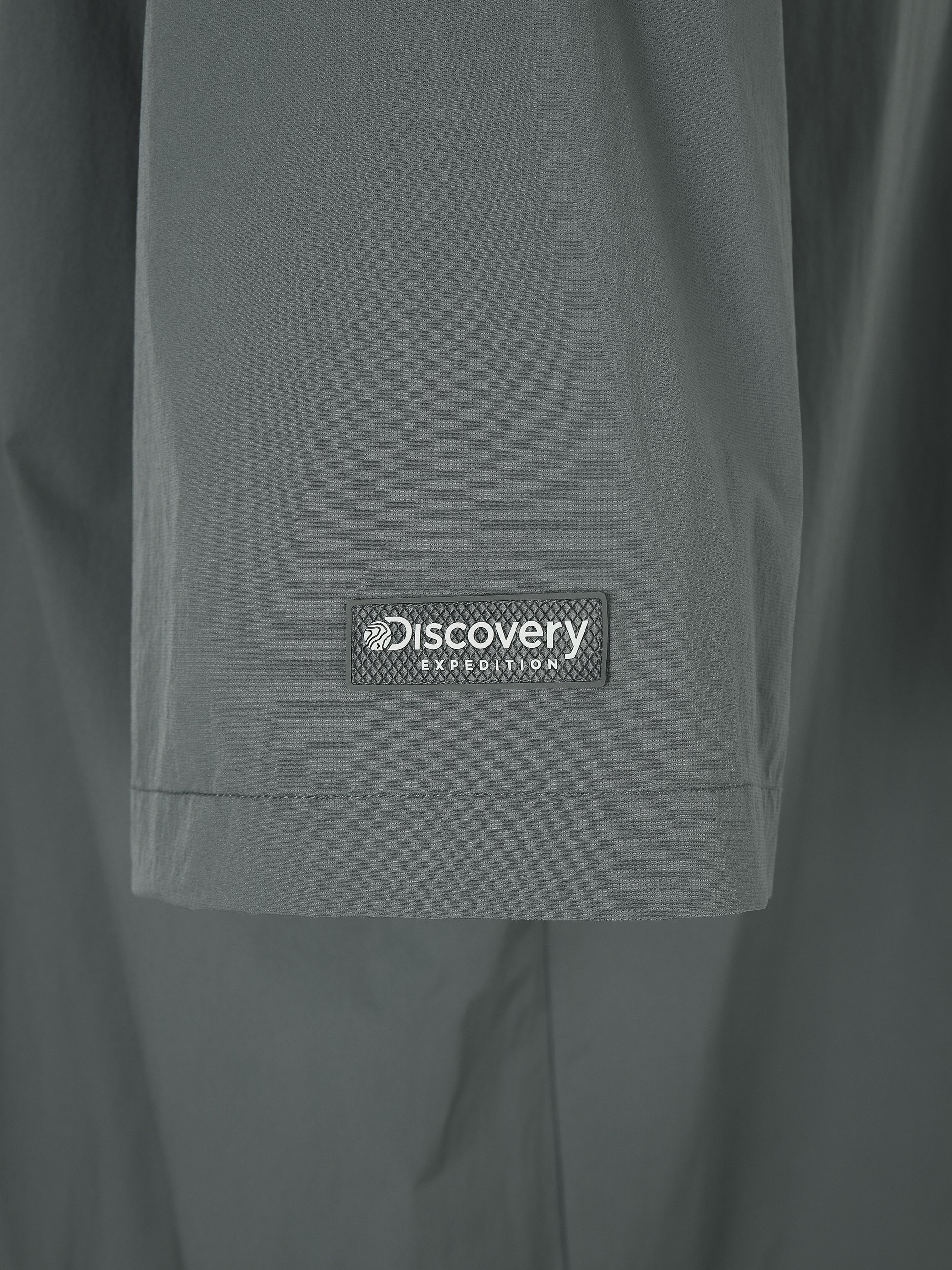 디스커버리 익스페디션 | 프레시벤트 폴튼 트레이닝 포켓 포인트 티셔츠 (DARK GRAY)